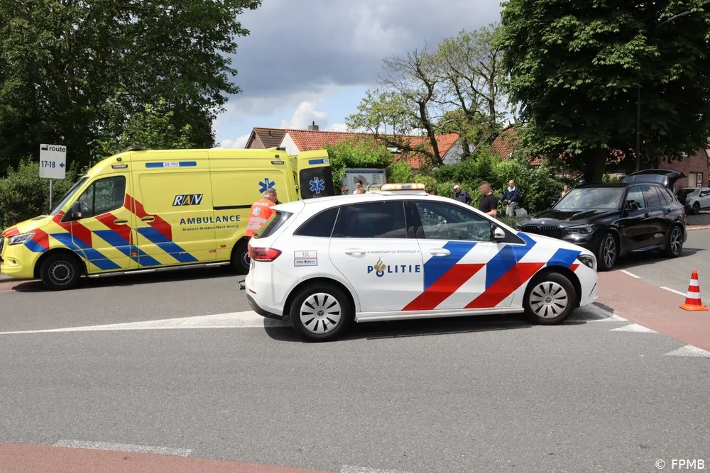 Fietsster gewond bij aanrijding op rotonde in Sprang-Capelle